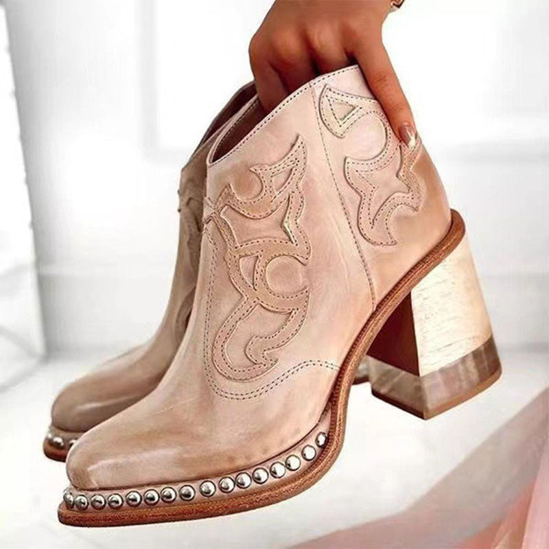 Shoes & Boots