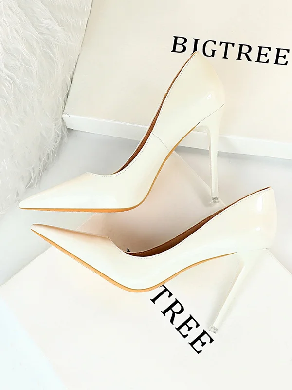 Elegant Split-Joint High Heels in Solid Colors