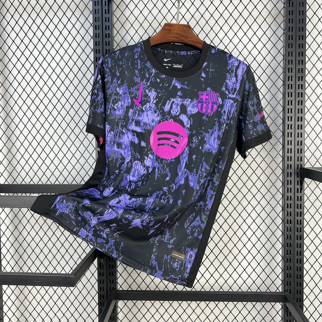 FC Barcelone maillot foot concept 2025 2026 | La Maison du Maillot