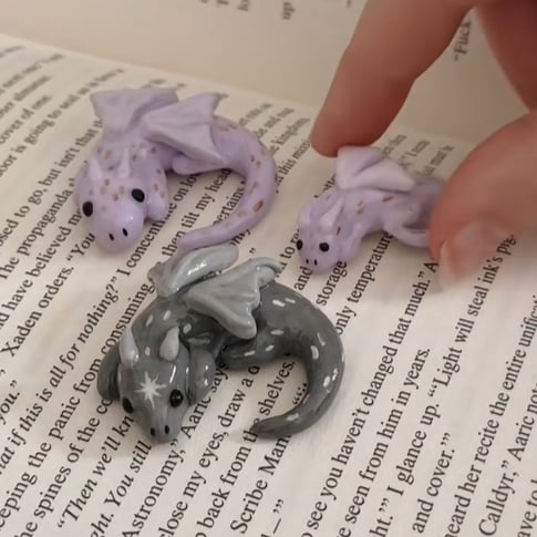 🔥 Emotional Support Dragon 🐉 – Kiazure
