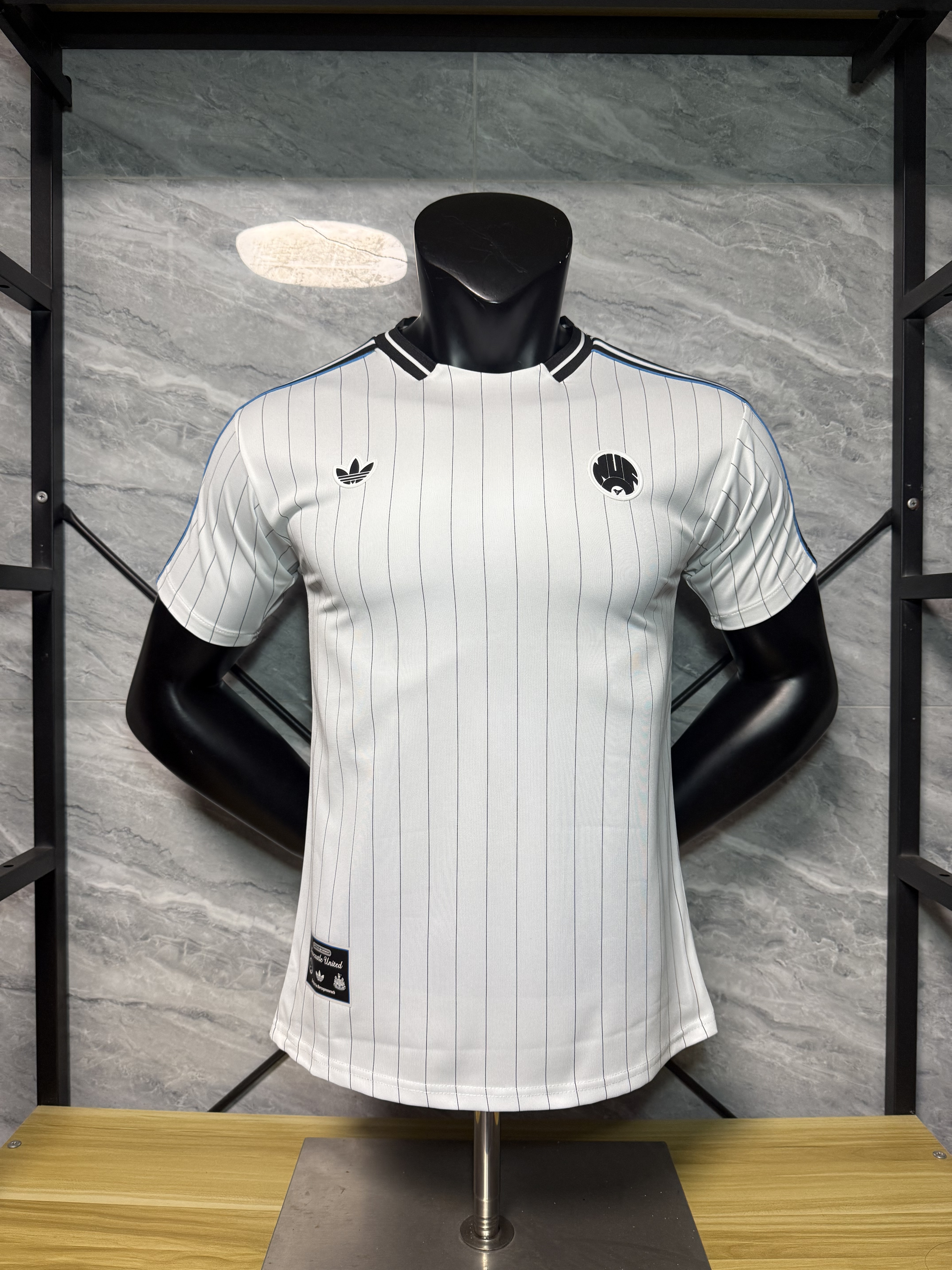 Player version 25/26 Newcastle Terrace Icons Jersey