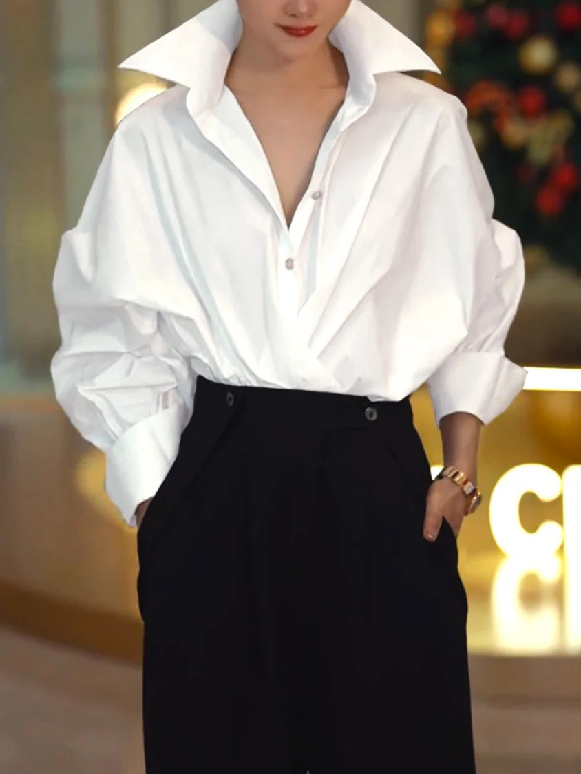 Chic Batwing Sleeve Blouses: Long-Sleeved Buttoned Lapel Tops
