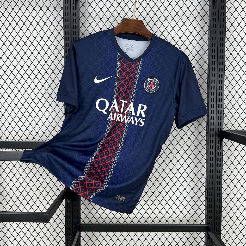 Paris Saint Germain PSG maillot foot domicile 2025 2026 | La Maison du Maillot